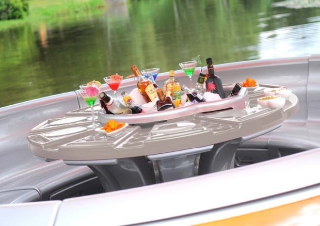 BBQ Donut Boat: Floating Party and Grill – CAPTIVATIST